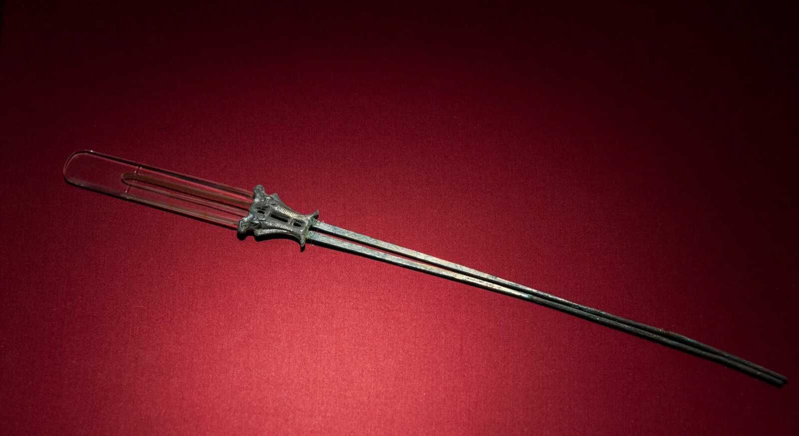 Silver Hairpin inlaid Crystal, Tang Dynasty (618-907) - Alain.R.Truong