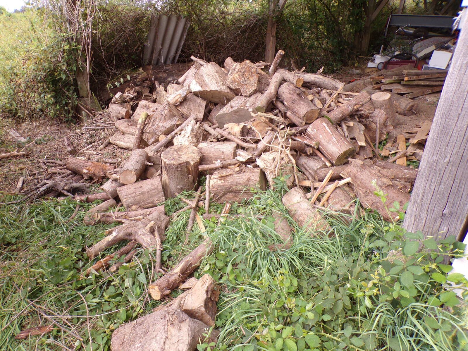 Bois de chauffage - TREVENALEUC, un manoir breton