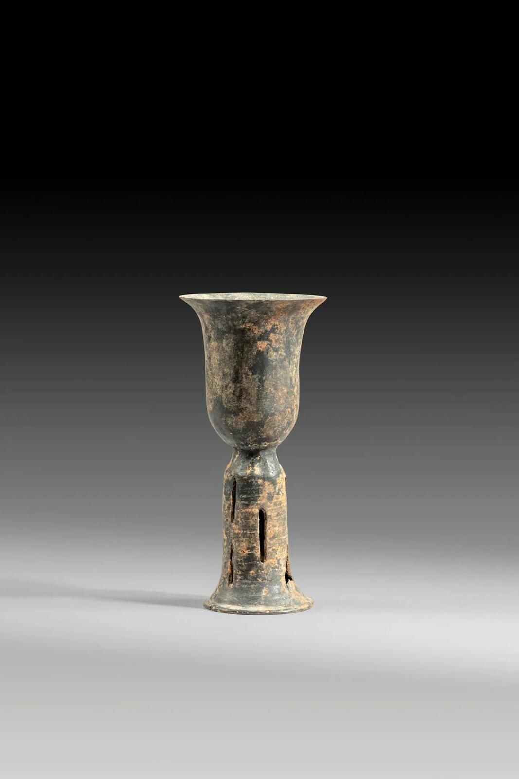 A black pottery stem cup, China, Neolithic age, Longshan culture, 3rd-2nd century BC - Alain.R ...