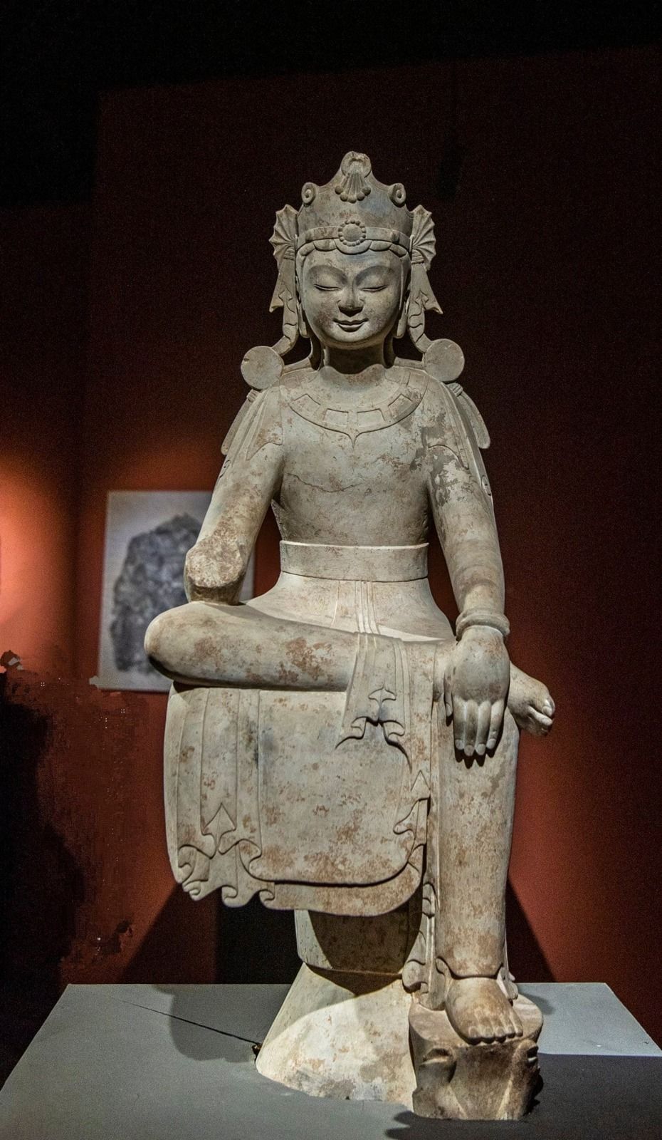 Statue of a Bodhisattva, Northern Qi Dynasty (550-577), Poly Art Museum ...