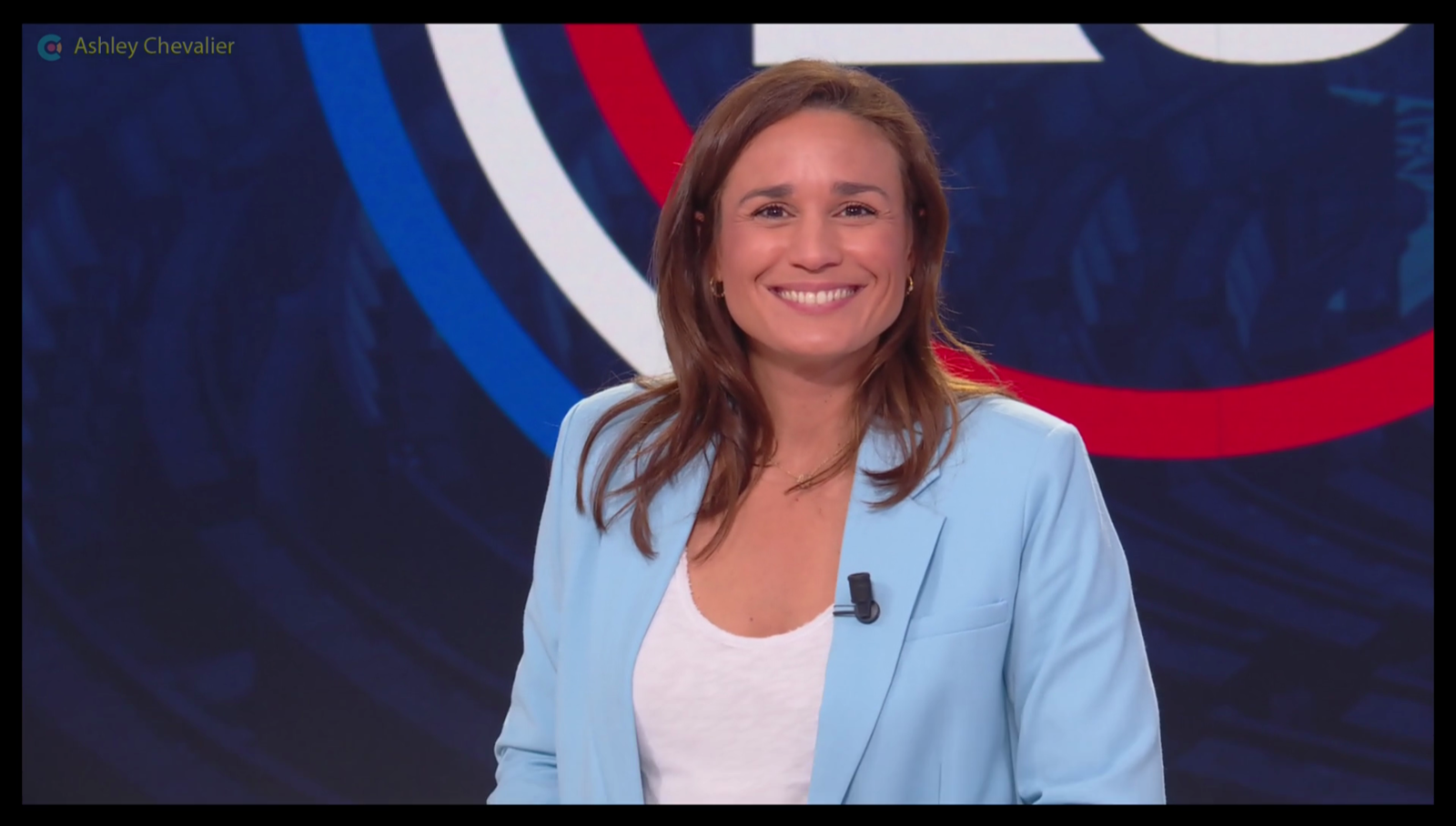 Ashley Chevalier - Le Dej'Info - Les Belles de la Télé