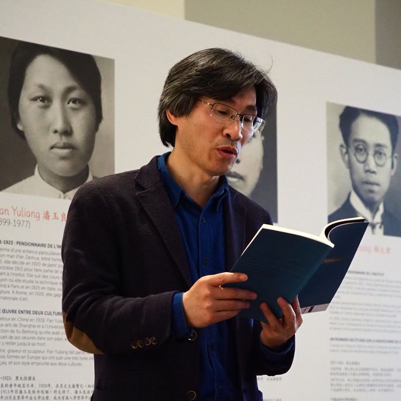 Shu Cai / 树才 (1965 -) : Suivant l’approfondissement de la nuit - Le bar ...