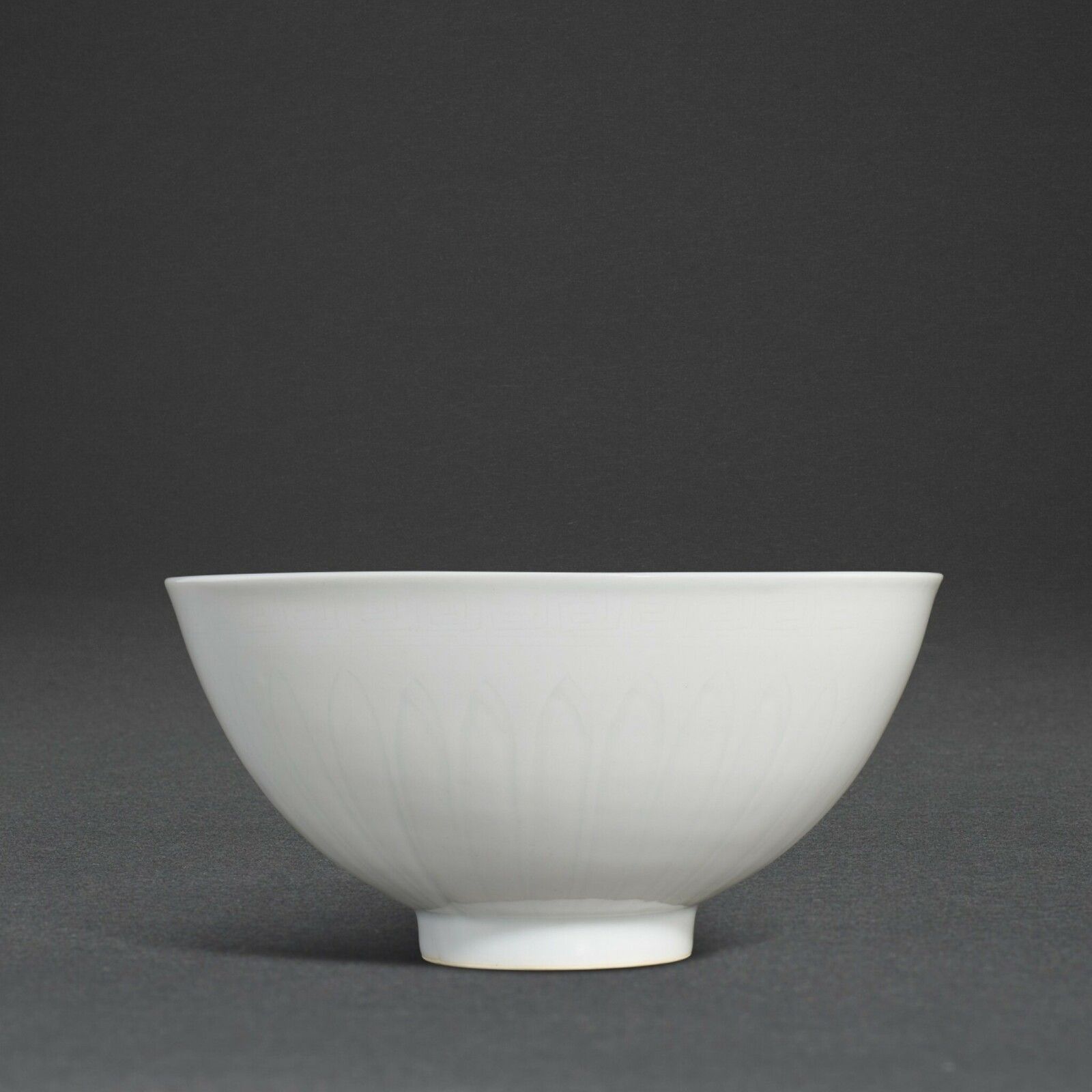 A rare tianbai-glazed anhua-decorated 'lianzi' bowl, Ming dynasty ...
