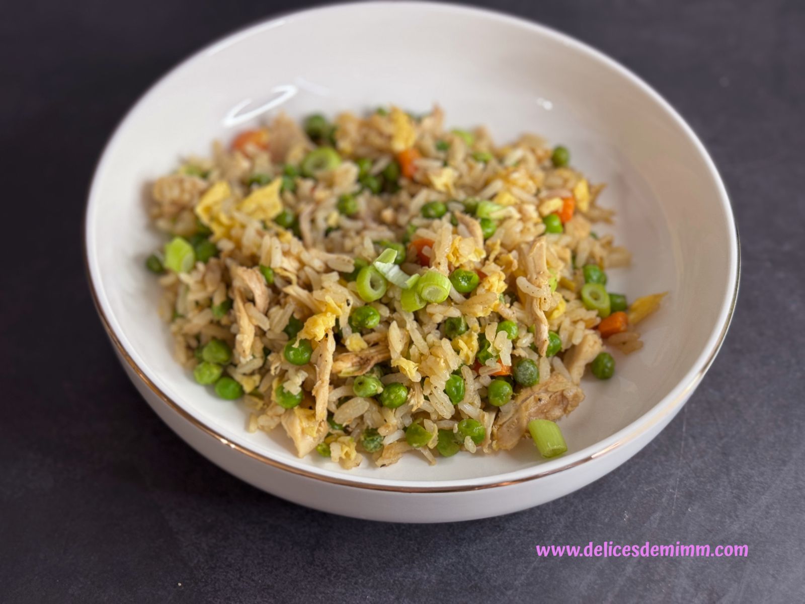 Riz sauté au poulet (avec un reste de poulet rôti) - Les Délices de Mimm