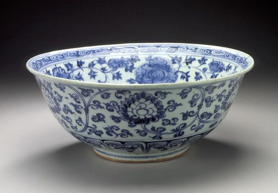 Large Bowl (Wan) with Lotuses and Floral Scrolls, middle Ming dynasty ...
