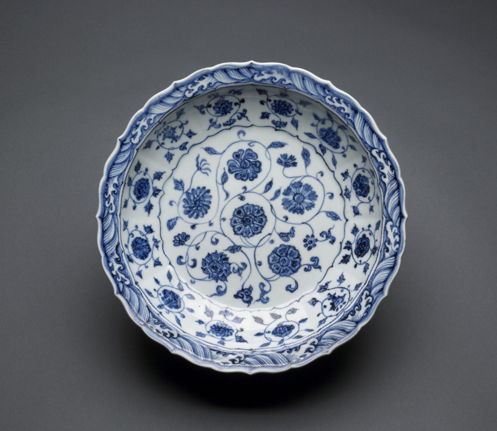 Dish with Foliated Rim and Design of Floral Scrolls, Yongle period ...
